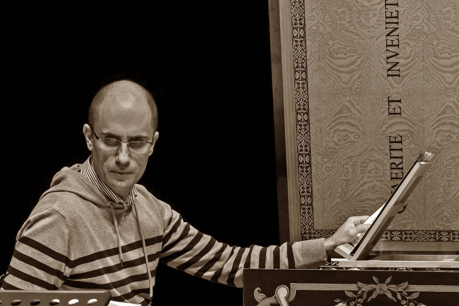 Andrés Alberto Gómez: "En nuestro país hay mucho talento" - Revista Esfinge